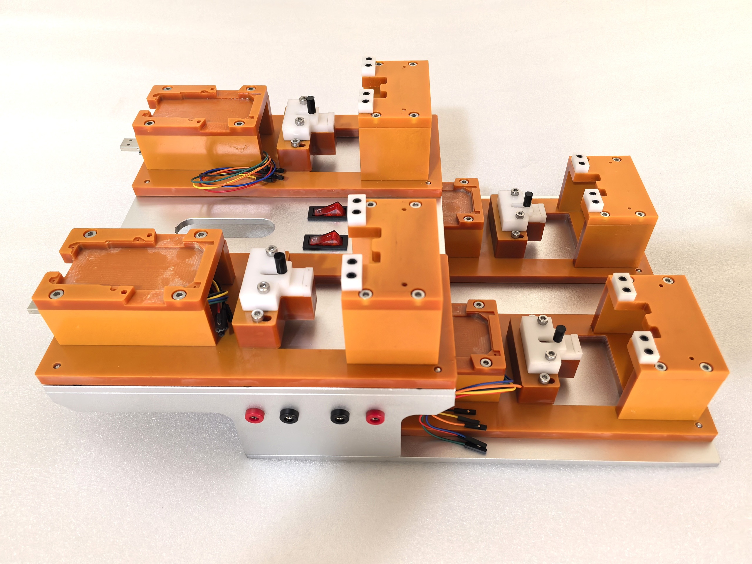 深圳市文晖宝科技有限公司 - 多工位DUT模块通讯治具(Multi-Site DUT Module Communication Test ...